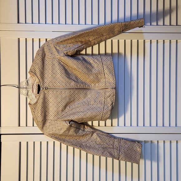 Me Jane | Jackets & Coats | Girls Crop Style Jacket 78 Used Me Jane ...